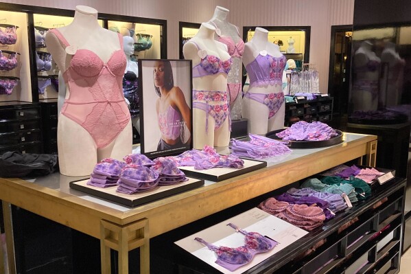 Victorias secret lingere store